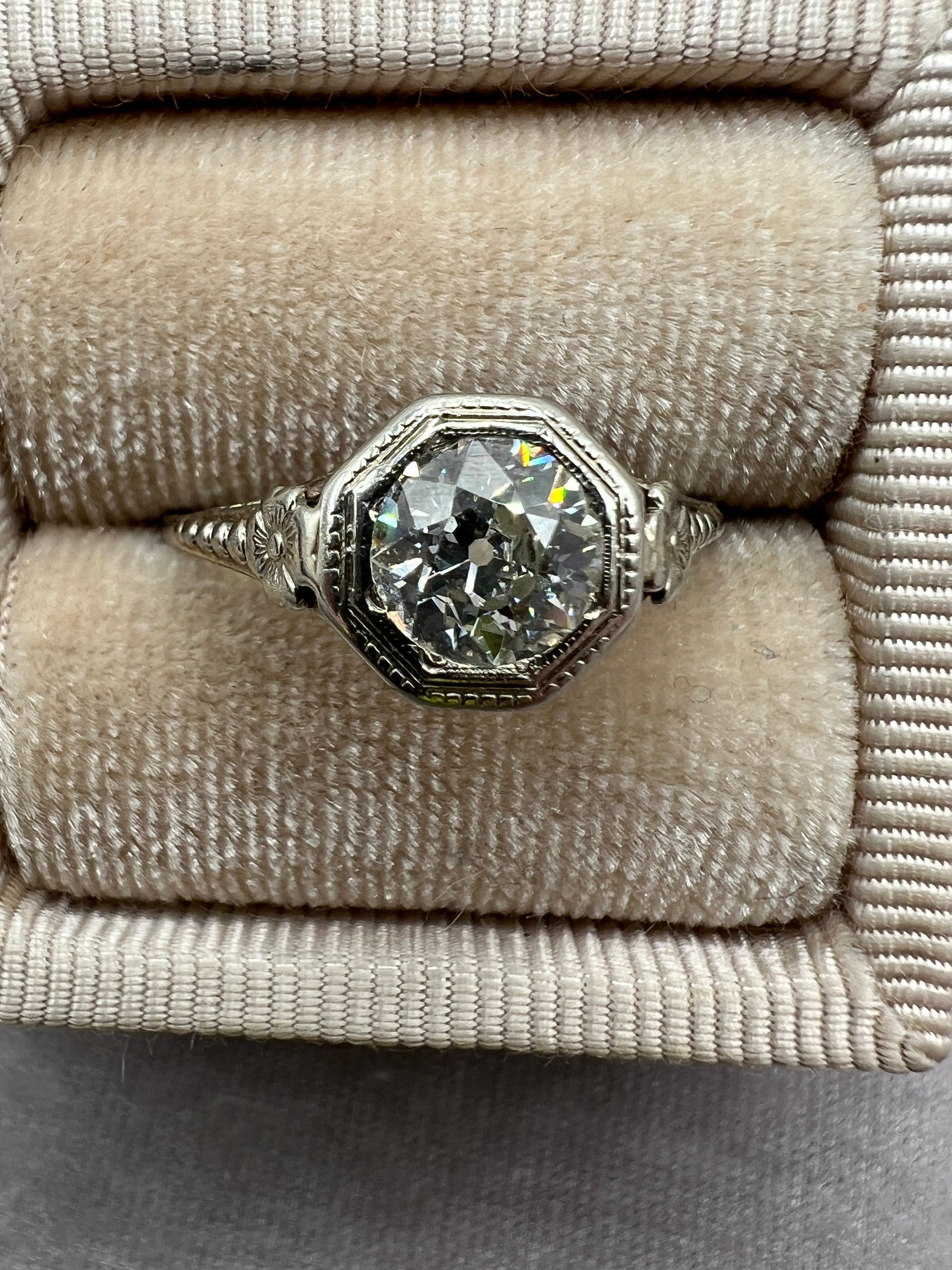 18k Art Deco Old Mine Cut Diamond Ring | MSDVSGEMS